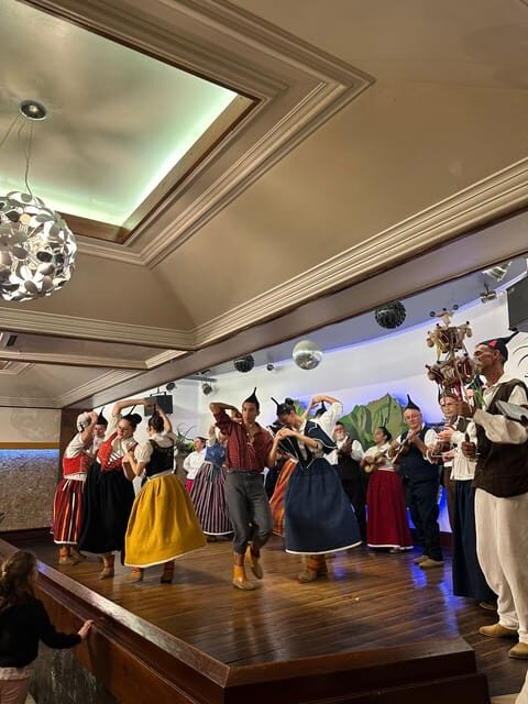 Madeira:TypicalShowFolklore Evening.included.Dinner transpt - A lively taste of Madeira’s traditions: the Folklore Evening Tour