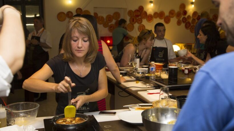 Madrid: 10 Tapas 2.5-Hour Cooking Class - Practical Details