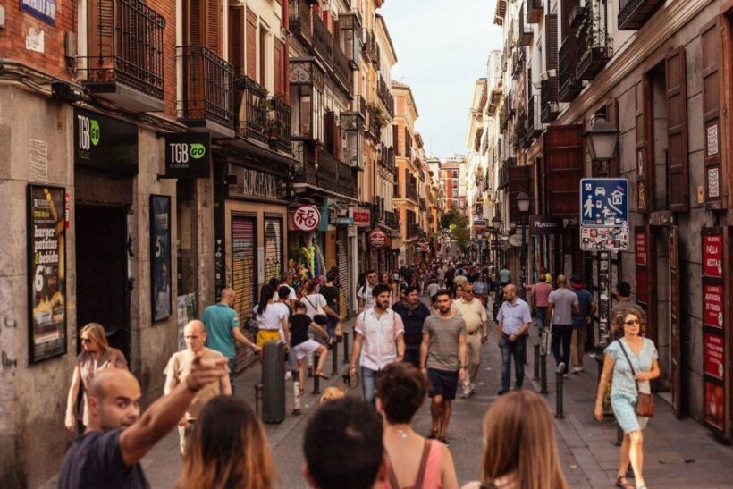 Madrid: 2-Hour Private City Tour Off the Beaten Track - The Food and Drink Component