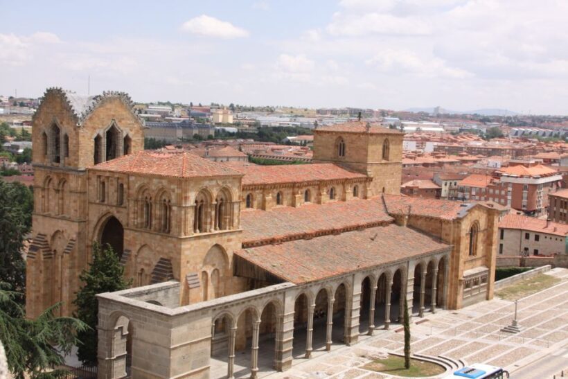 Madrid: Avila and Segovia Day Trip with Tickets to Monuments - FAQ