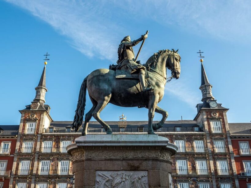Madrid Bike Tour with Churros plus Ham & Wine Tasting Option - What to Expect and Practical Tips