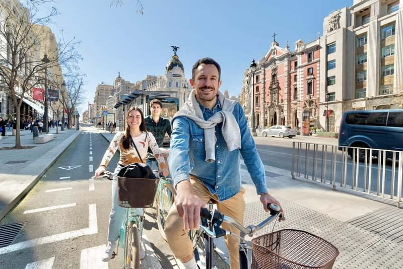 Madrid by bike + PhotoShooting - Why You Should Consider This Madrid Bike Tour