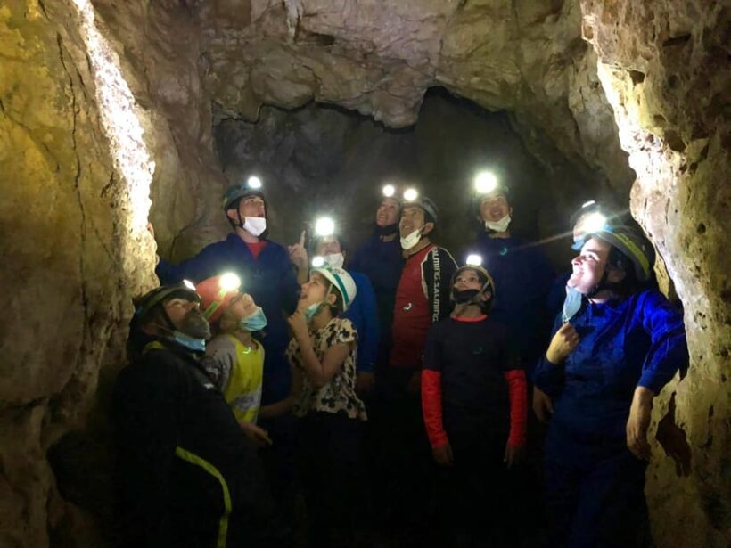 Madrid: Caving and Rappelling Adventure with Transport - Detailed Breakdown of the Itinerary