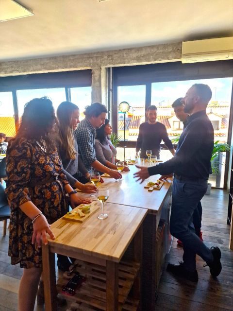 Madrid: cheese tasting with wine pairing. - Key Points