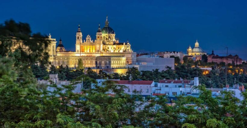 Madrid: City Highlights Guided Walking Tour - The Itinerary: What You’ll Discover
