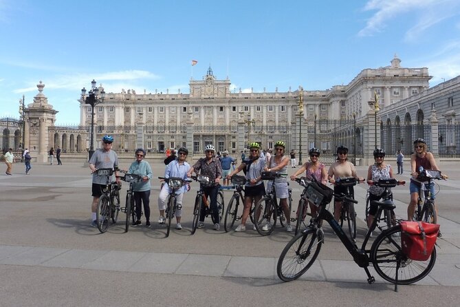 Madrid City Tour | Regular Bike | Reduced Groups - Accessibility and Physical Fitness