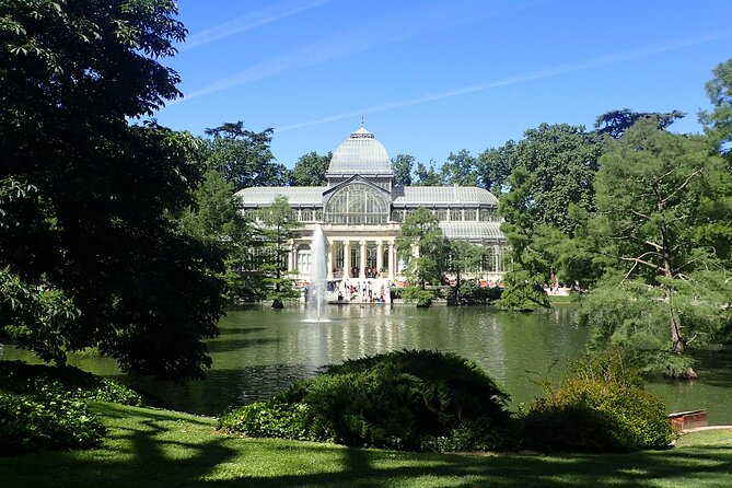 Madrid City Tour | Regular Bike | Reduced Groups - Discover Madrids Vibrant Neighborhoods