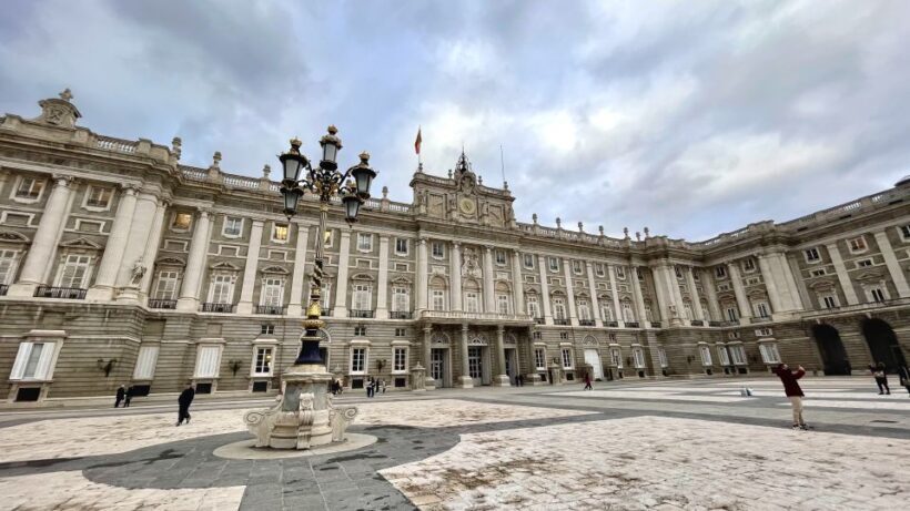 Madrid: City Walking Tour & Royal Palace Skip-the-Line Tour - The Itinerary Breakdown