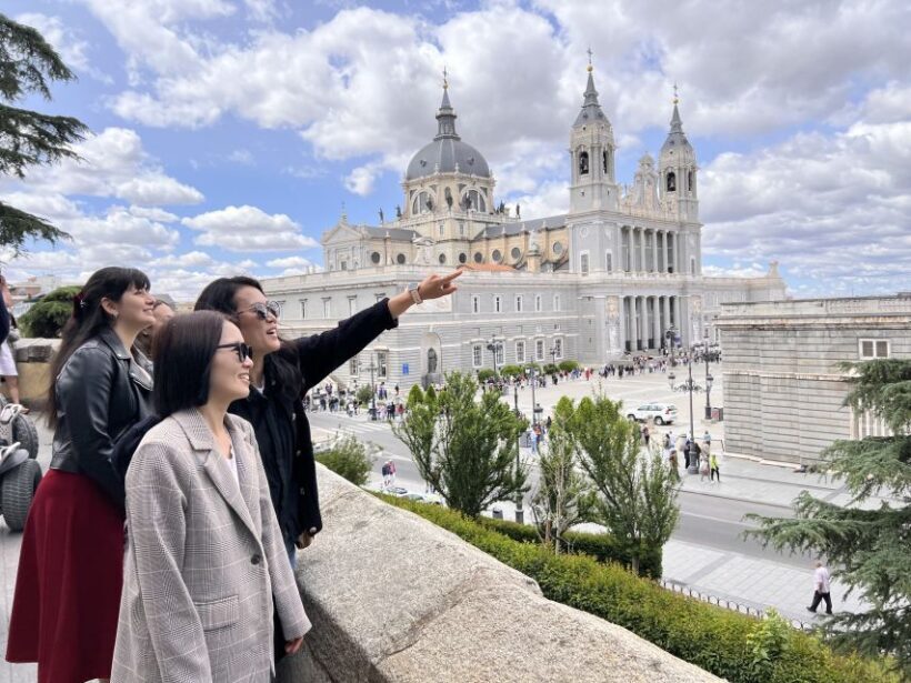 Madrid: Day Tour with Prado Museum & Royal Palace Tickets - What makes this tour stand out?