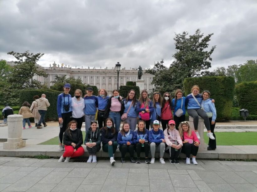 Madrid Essential: 3-Hour Guided Walking Tour - An In-Depth Look at the Madrid Essential Tour