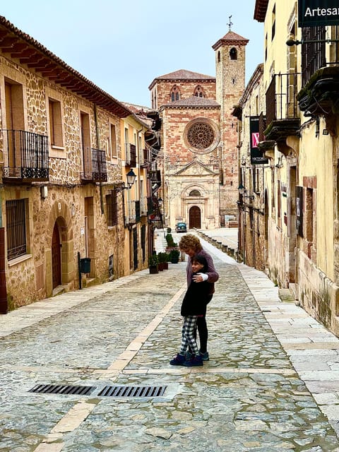 Madrid: Explore the Monasterio de Piedra and discover Sigüenza - Visiting the Monastery of Piedra
