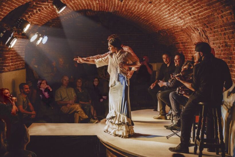 Madrid: Flamenco Show Entry Ticket with Drink & Artist Talk - Reviews: Authentic Praise from Past Attendees