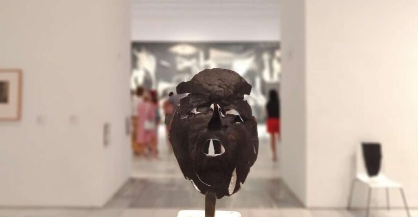 Madrid: Guided Tour of Reina Sofía Museum with Entry Ticket - Key Points