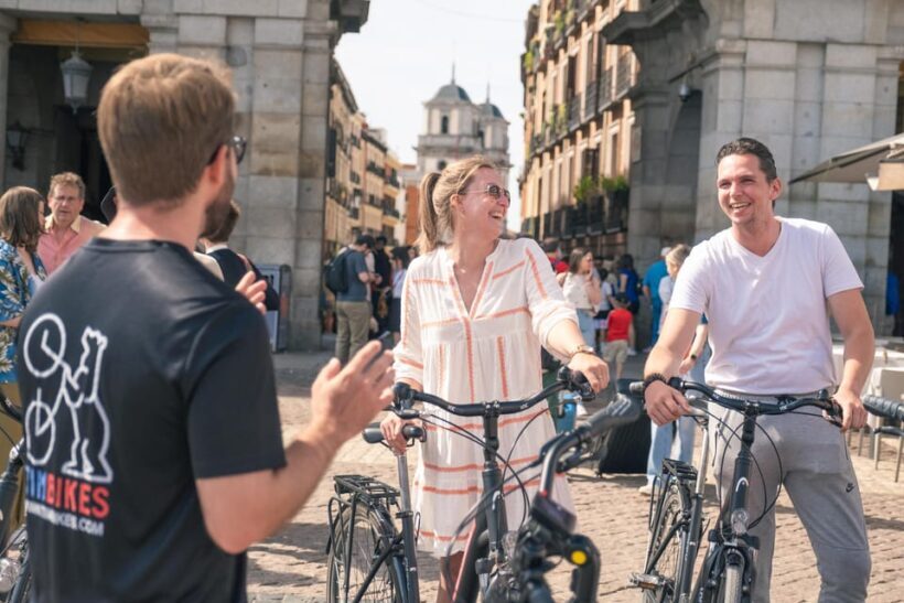 Madrid: Highlights Bike Tour with Optional E-Bike or Tapas - The Experience: What You Can Expect