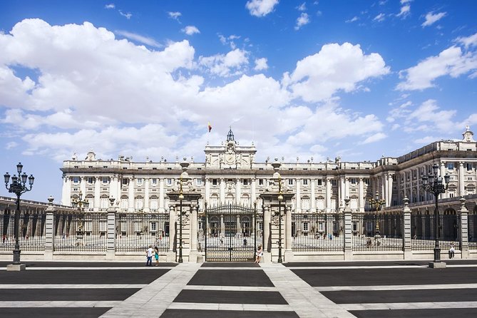 Madrid Highlights Tour With Santiago Bernabeu Stadium Entrance - Highlights of the Tour