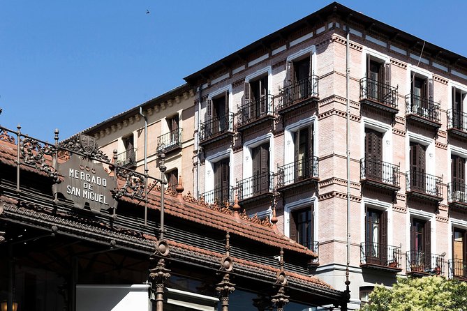 Madrid Highlights Tour With Santiago Bernabeu Stadium Entrance - Frequently Asked Questions