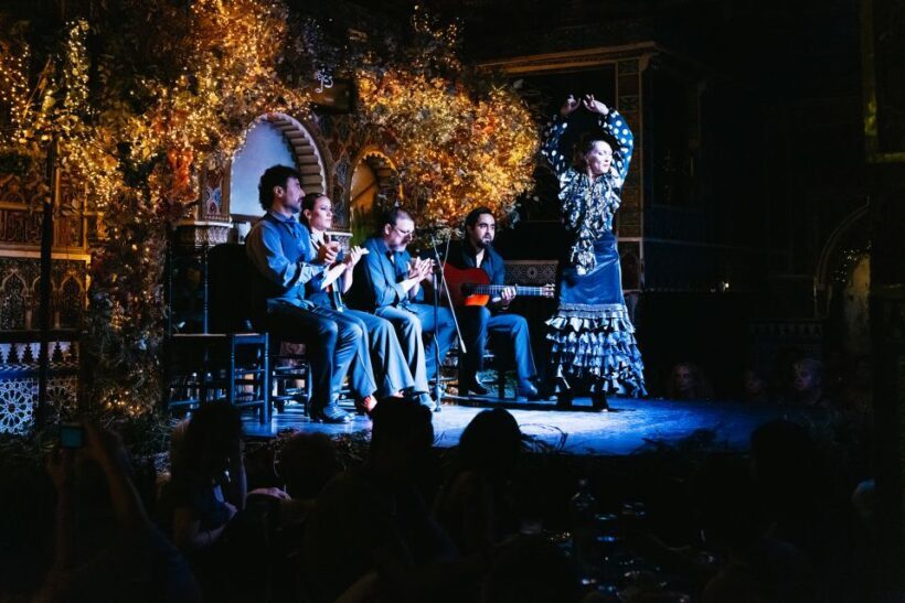 Madrid: Live Flamenco Show with Food and Drinks Options - What You Can Expect at the Flamenco Show
