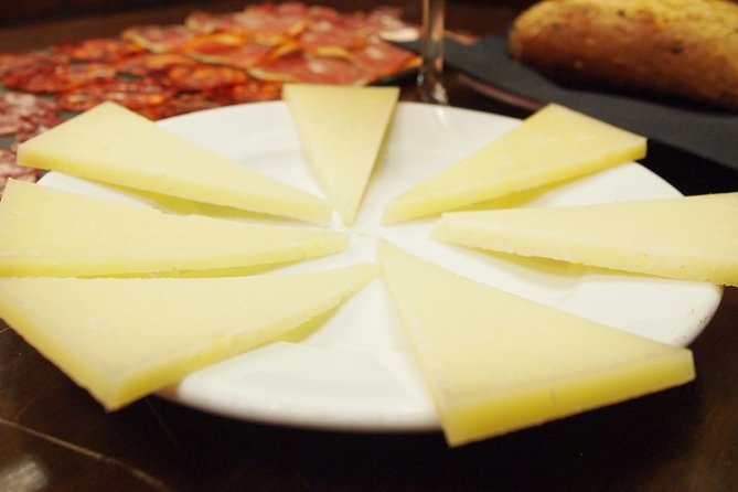 Madrid Locals Wine and Tapas Lunch Tour With a Side of History - Tour Logistics