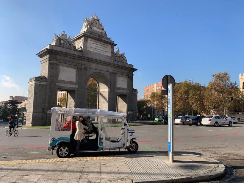 Madrid: Make your own 60 minutes tuk tuk tour - How This Tour Stands Out