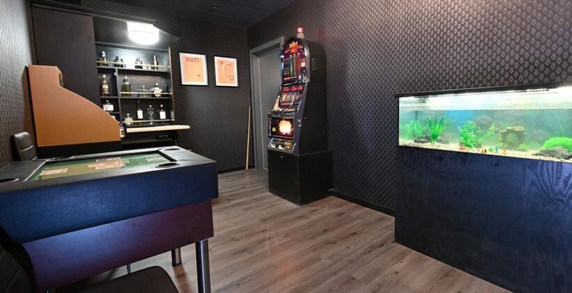 Madrid: Mob's Cage - Escape Room game - A Detailed Look at the Mob’s Cage Escape Room