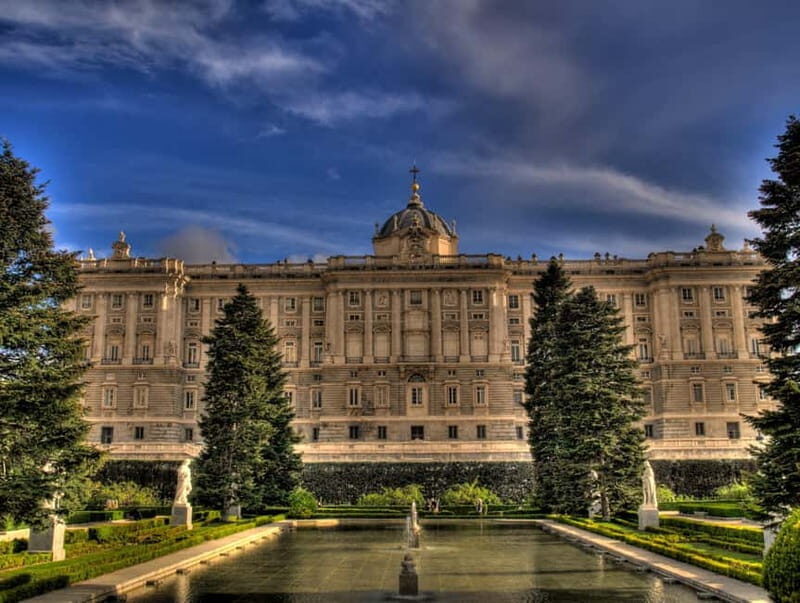 Madrid Must-see with Atardeder at the Debod Temple - A Tour That Connects Past and Present in Madrid