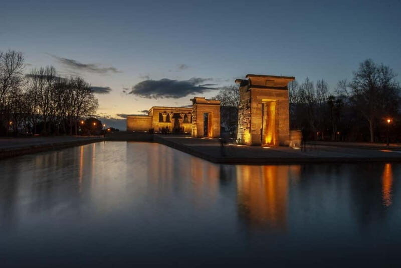 Madrid Must-see with Atardeder at the Debod Temple - The Sum Up
