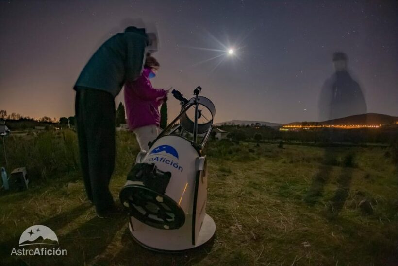 Madrid: Night sky observation with expert astronomer - Key Points