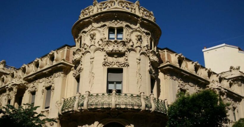 Madrid: Off The Beaten Path Private Walking Tour - Practical Considerations