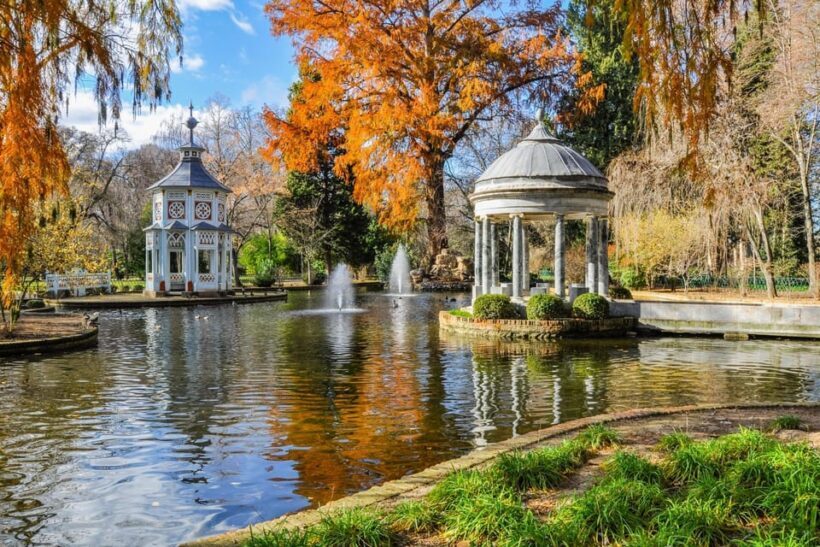 Madrid: Old Town Highlights Private Walking Tour - Key Points
