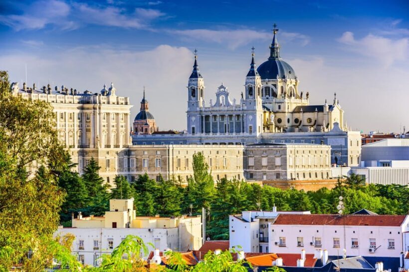 Madrid: Old Town Highlights Private Walking Tour - An In-Depth Look at the Madrid Old Town Highlights Tour