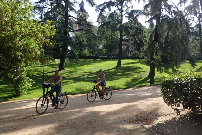 Madrid Parks & Riverside Bike Tour - Itinerary and Highlights