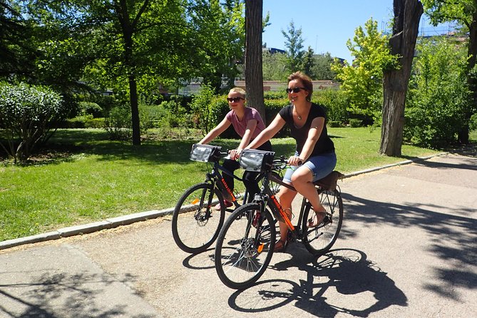 Madrid Parks & Riverside Bike Tour - Customer Reviews and Feedback