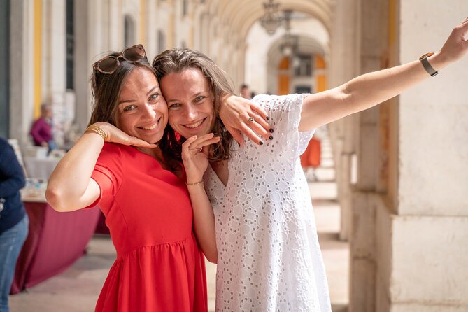 Madrid Photo Tour with Pro Photographer Lifestyle and Portrait - How the Tour Works in Practice