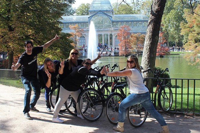Madrid Private Bike Tour - Explore Madrids Vibrant Neighborhoods