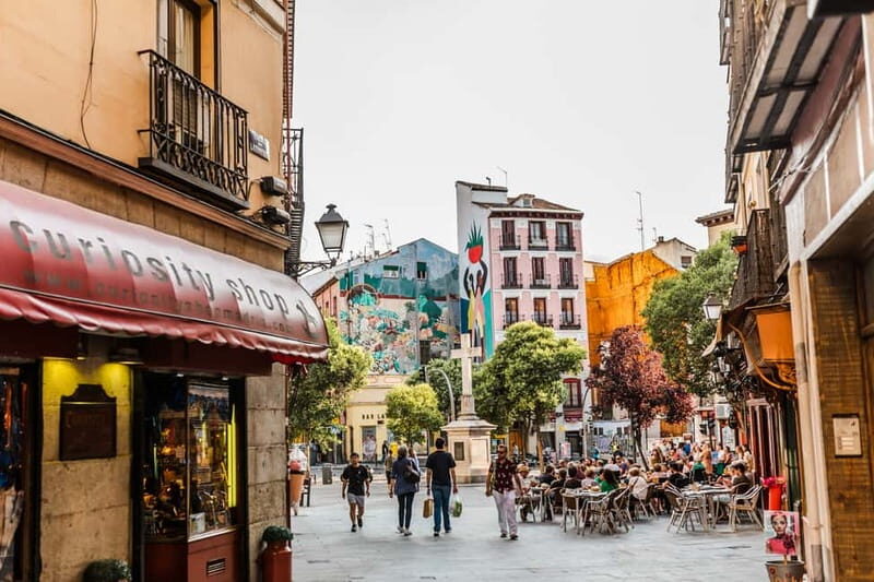 Madrid: Private Custom Tour with a Local Guide - Key Points