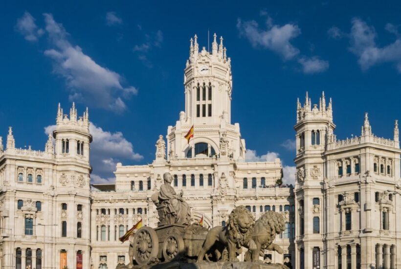 Madrid: Private Customized Walking Tour with a Local Host - The Itinerary and Highlights