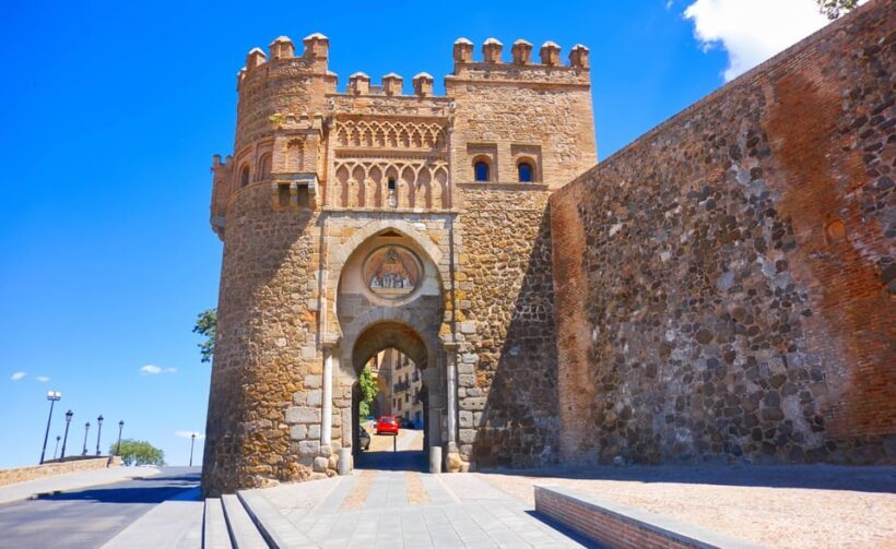 Madrid: Private Day Trip to Toledo & Segovia - An In-Depth Look at the Tour
