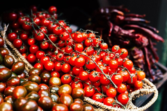 Madrid Private Food Walking Tour With 6 or 10 Tastings - Accessibility and Meeting Points