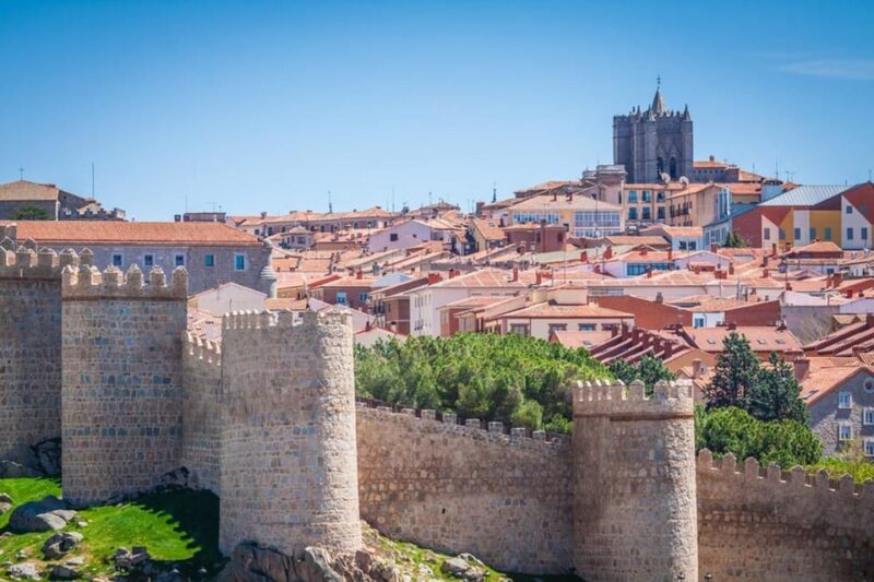 Madrid: Private Half-Day Trip to Ávila with Local Guide - Who is this tour best suited for?