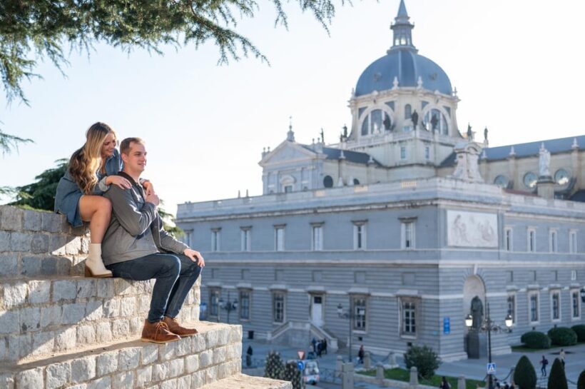 Madrid: Private Photoshoot with a Professional Photographer - The Sum Up