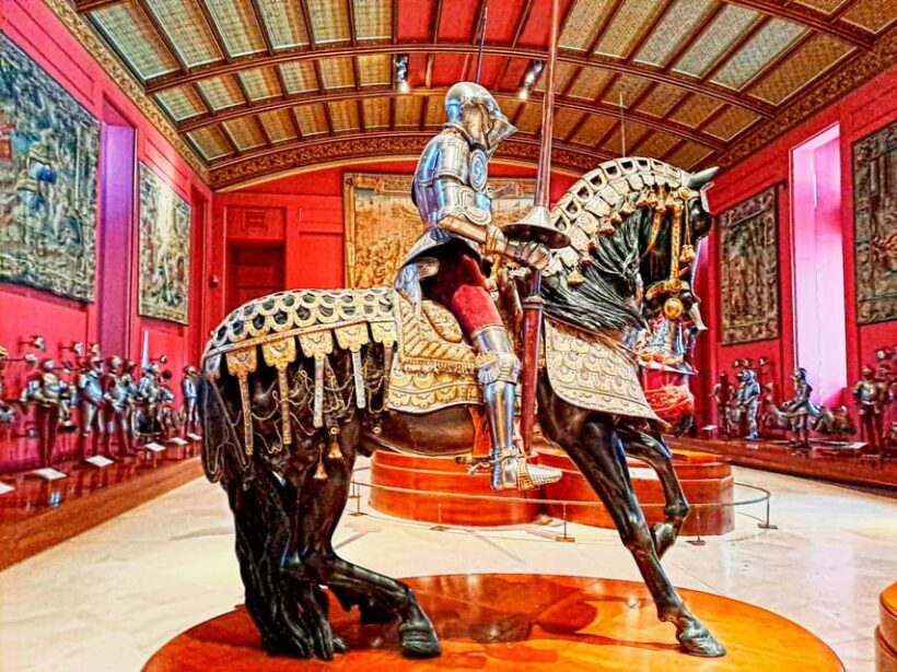 Madrid Private tour: Royal Palace & Cathedral & Old city - Practical Tips for Travelers