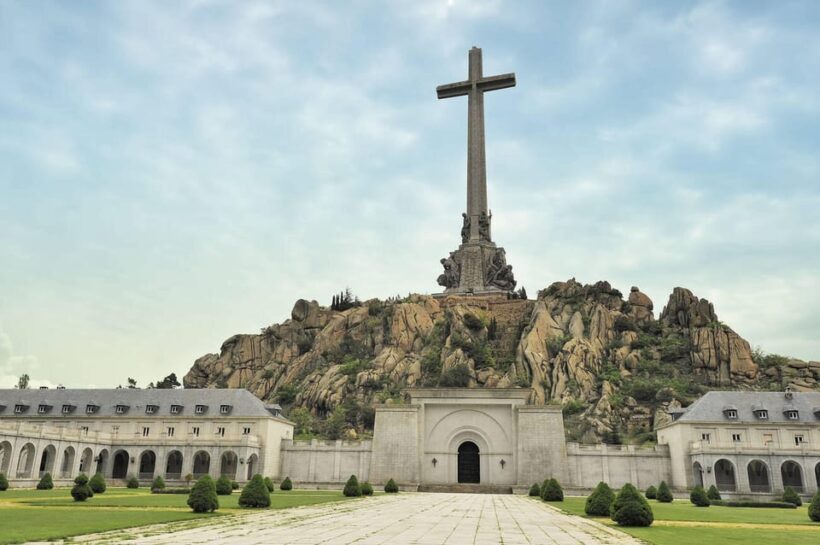 Madrid: Private Valley of the Fallen & Monastery Day Trip - An In-Depth Look at the Experience