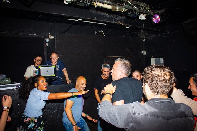 Madrid Pub Crawl With VIP Club Entrance - Overview of the Madrid Pub Crawl Experience