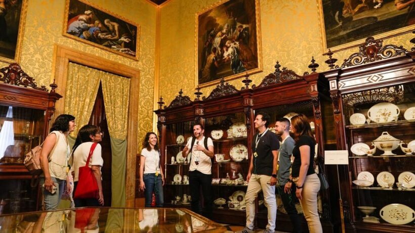 Madrid: Royal Palace Guided Tour with Entry Ticket - The Experience and Atmosphere