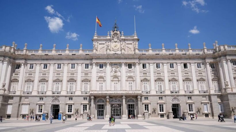 Madrid: Royal Palace Guided Tour with Entry Ticket - Value for Money