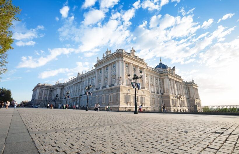 Madrid: Royal Palace Guided Tour with Skip-the-Line Entry - Authentic Experiences from Fellow Travelers