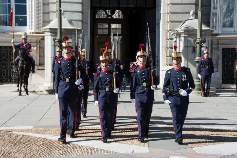 Madrid: Royal Palace Guided Tour with Skip-the-Line Entry - Final Thoughts: Who Will Love This Tour?
