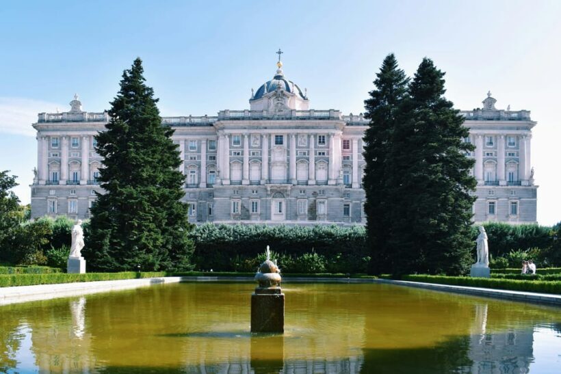 Madrid: Royal Palace Skip-the-Line Entry with Audio Guide - Audio Guide: A Practical and Educational Tool