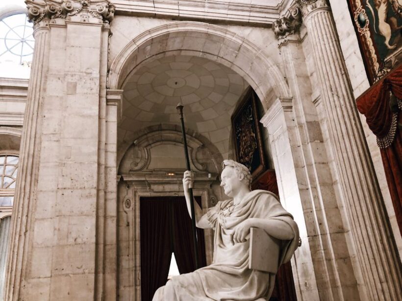 Madrid: Royal Palace Skip-the-Line Guided Museum Tour - Who Should Book This Tour?