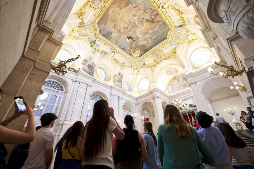 Madrid: Royal Palace Tour, Flamenco Show, & Tapas with Drink - Final Thoughts